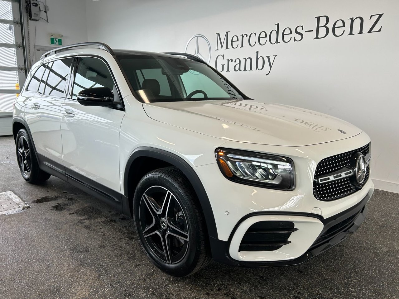 Mercedes-Benz GLB 2025 usagé de 5 500 km à vendre chez Otogo