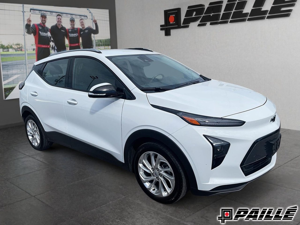 Used 2023 Chevrolet Bolt EUV with 17,480 km for sale at Otogo