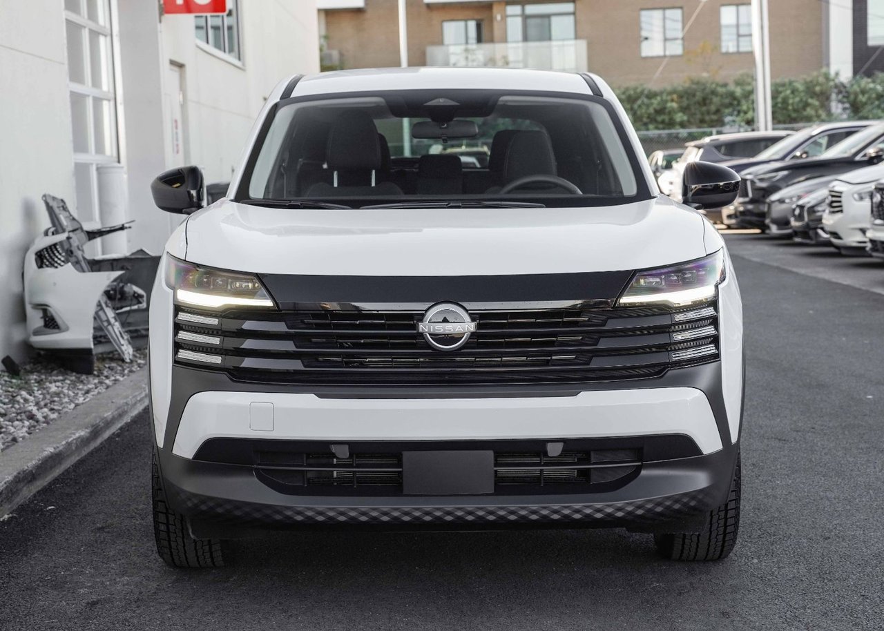 Used 2026 Nissan Kicks with 1,000 km for sale at Otogo