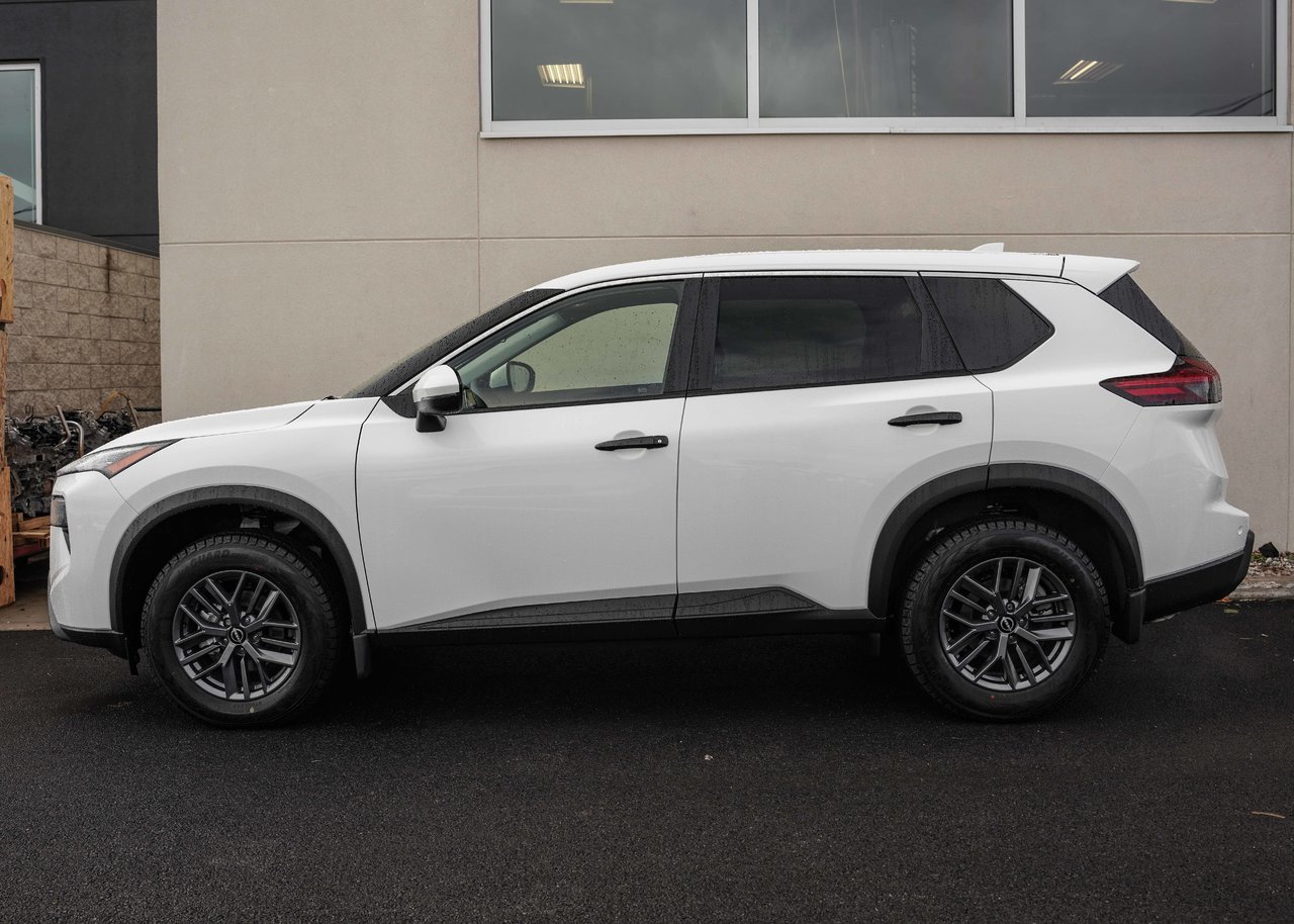 Used 2026 Nissan Rogue with 1,000 km for sale at Otogo