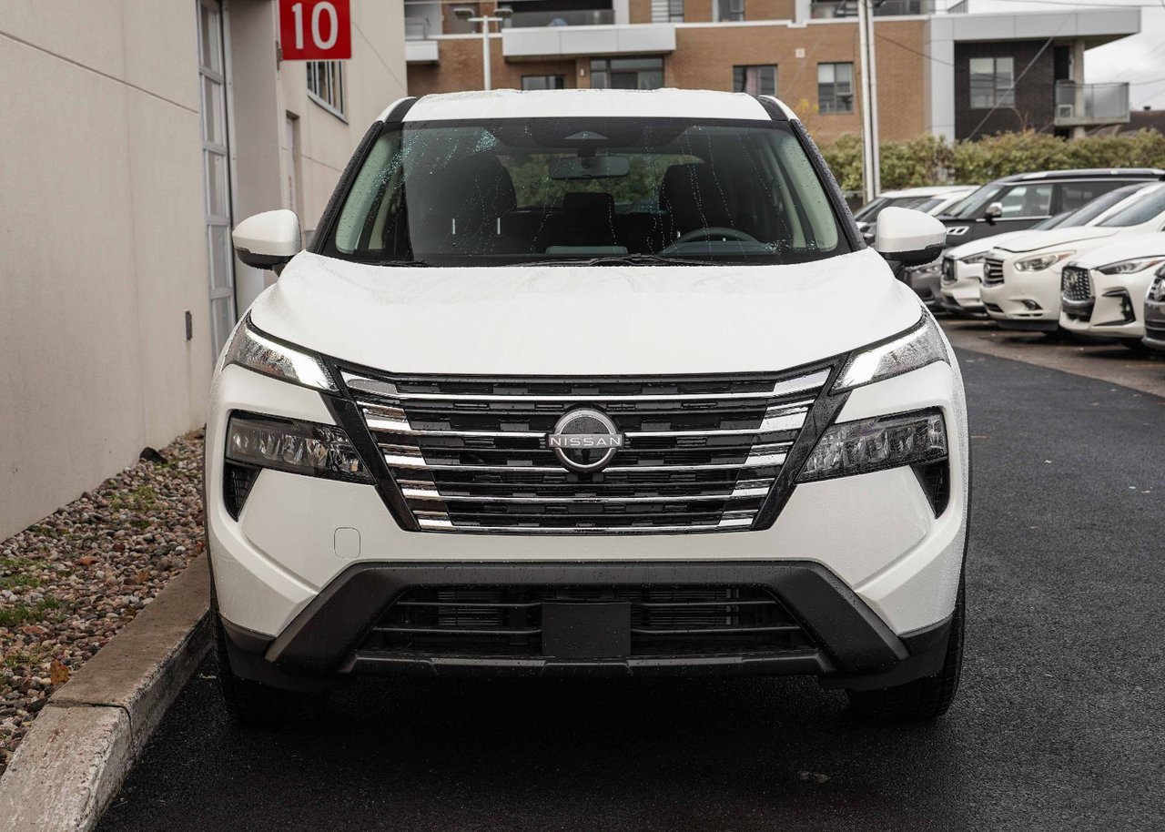 Used 2026 Nissan Rogue with 1,000 km for sale at Otogo