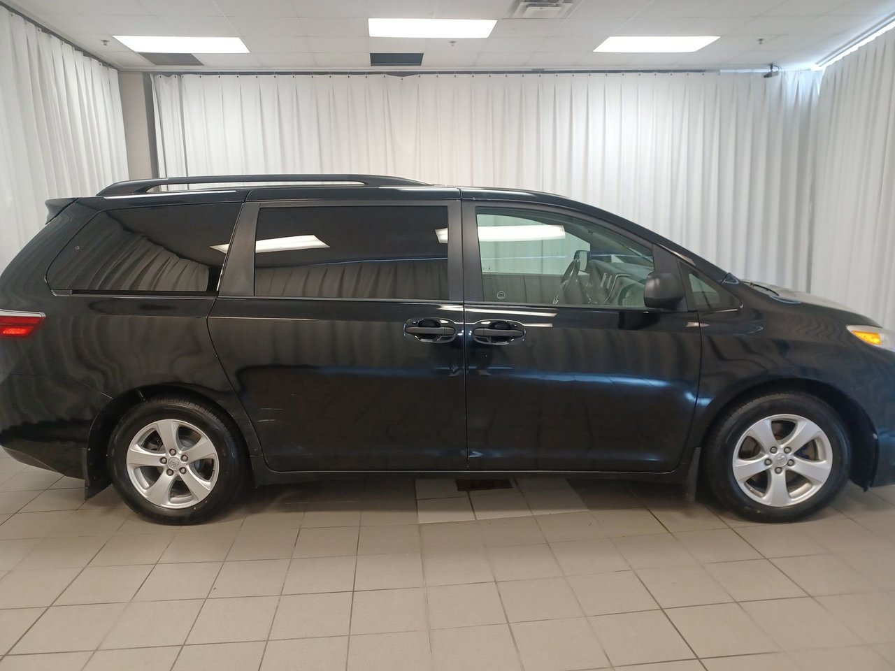 2015 Toyota Sienna BASE | #S10665A | Steele Chevrolet Buick GMC in ...