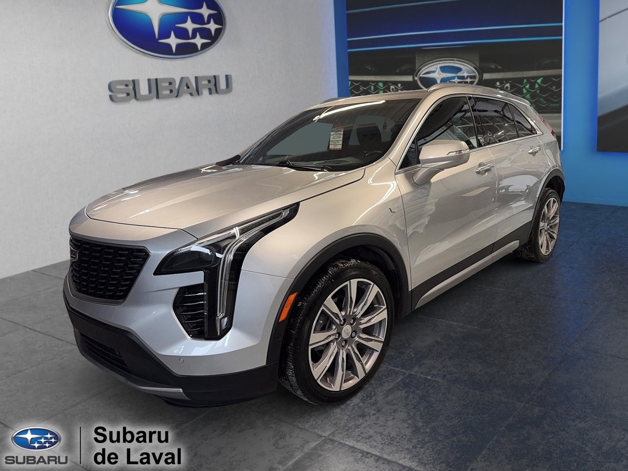 Used 2020 Cadillac XT4 with 25,335 km for sale at Otogo