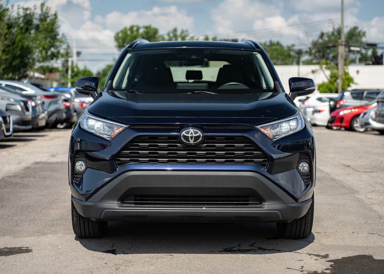 Used 2021 Toyota RAV4 with 67,919 km for sale at Otogo