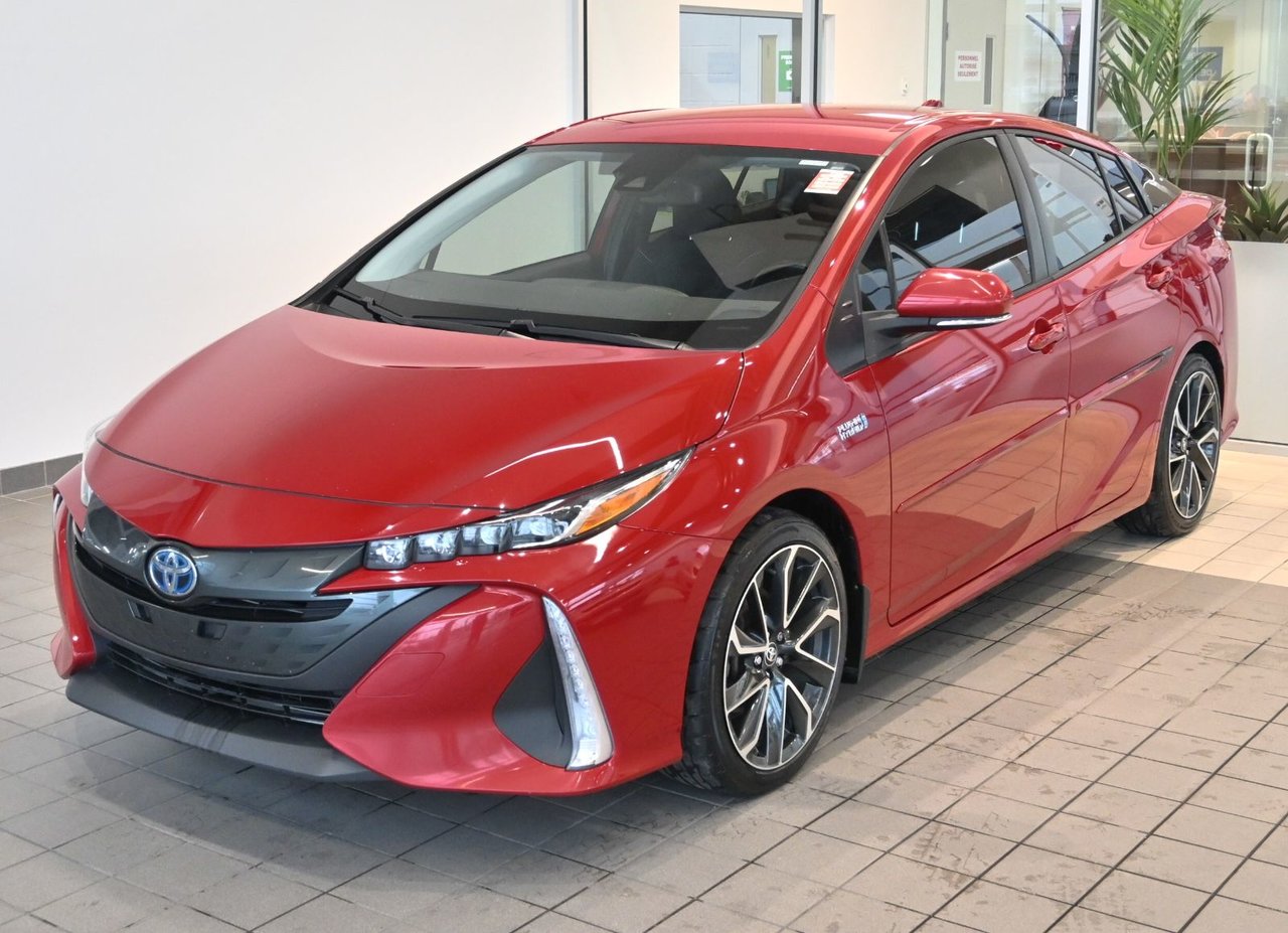 Used 2021 Toyota Prius Prime with 78,552 km for sale at Otogo