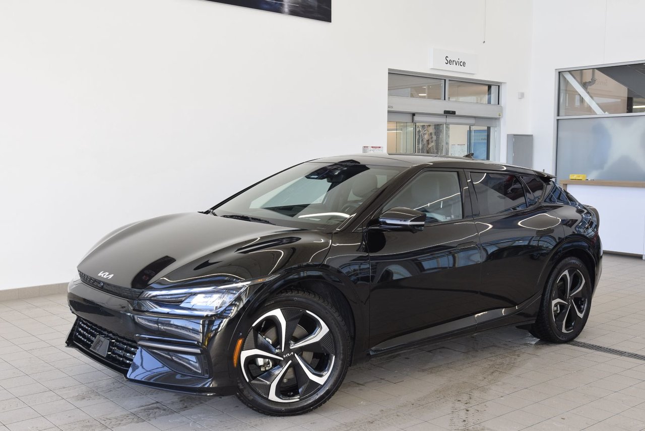 Used 2024 Kia EV6 with 27,901 km for sale at Otogo