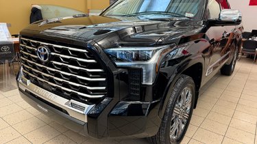 Chassé Toyota | Toyota Dealership in Montréal