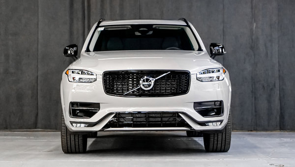 Volvo XC90 2023 PLUS DARK SILVER DAWN - Pictures