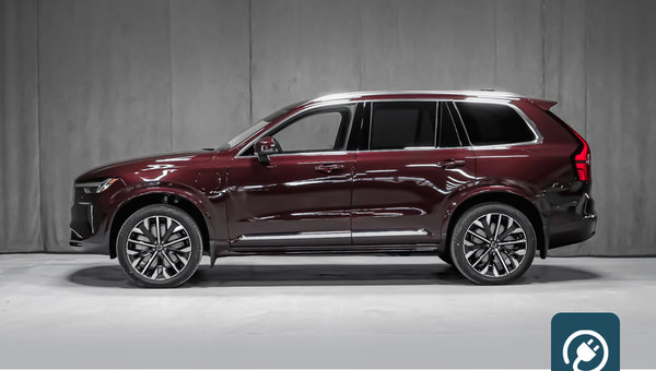 The new Volvo XC90 2025.5 MULBERRY RED METALLIC - Pictures
