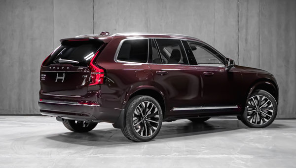 The new Volvo XC90 2025.5 MULBERRY RED METALLIC - Pictures