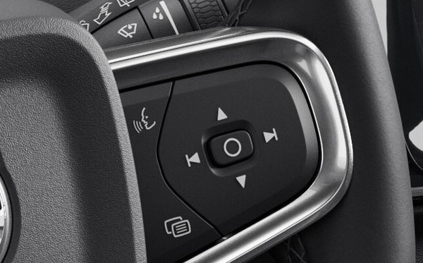 The 2024 Volvo C40 recharge PLUS | Volvo Cars Saint-Léonard in Montreal
