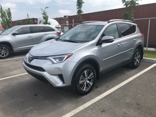 Used 2018 Toyota RAV4 LE for sale in Montreal | DEMO-RAV-4 | Spinelli ...
