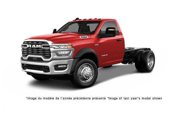 The 2026 RAM Chassis Cab 4500 Big Horn | Elite Chrysler in Sherbrooke
