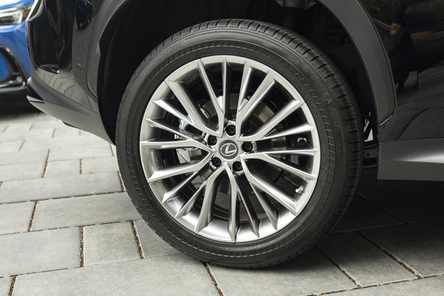Choosing the Right Summer Tires with the Lexus Tire Store | Erin Park ...