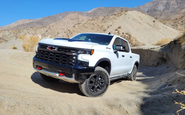 Custom Chevy Silverado Off Road