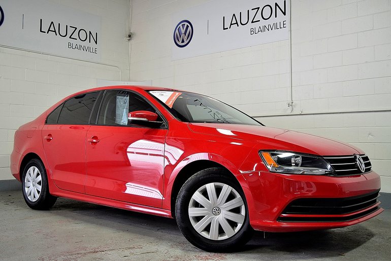 Used 2015 Volkswagen Jetta Sedan Trendline+ Red 41,292 KM for Sale ...
