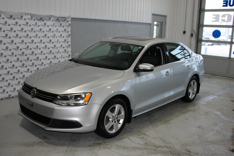 Volkswagen Jetta Jetta Comfortline 2014 84 894 KM Argent neuf - 11117.0 ...