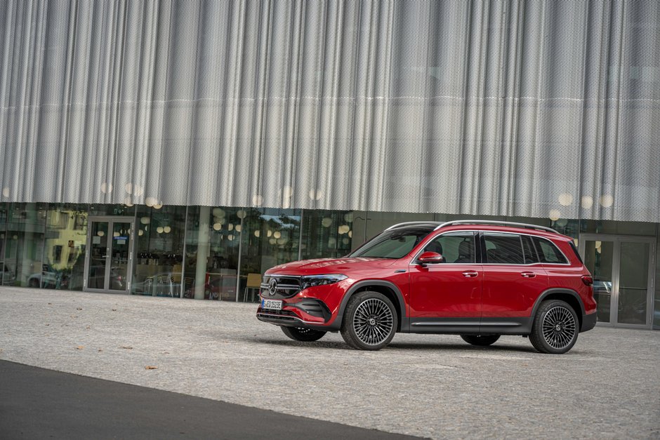 Aperçu de la gamme Mercedes-Benz EQB 2024 | Mercedes-Benz Laval