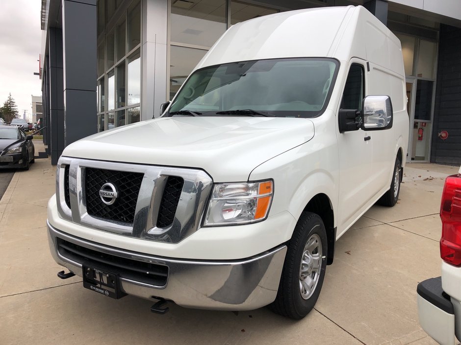 401 Dixie Nissan in Mississauga | 2020 Nissan NV 2500 Cargo SV V8 High Roof
