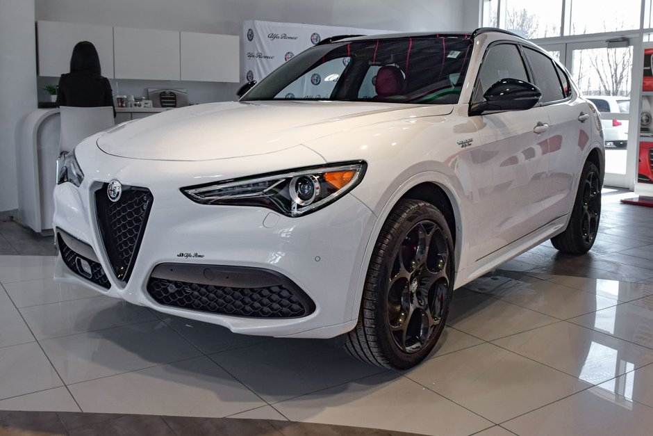 Alfa Romeo de Québec à Boischatel | Alfa Romeo Stelvio VELOCE 2023 | #P0106