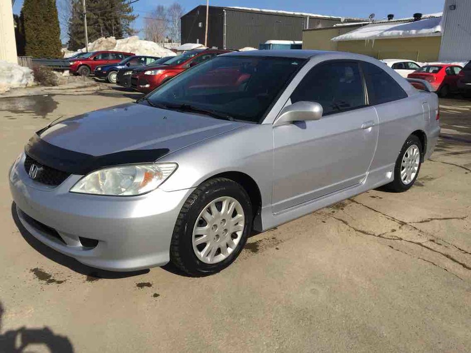 EP Poirier in Paspébiac | 2005 Honda Civic Coupe Reverb 5sp #1807A