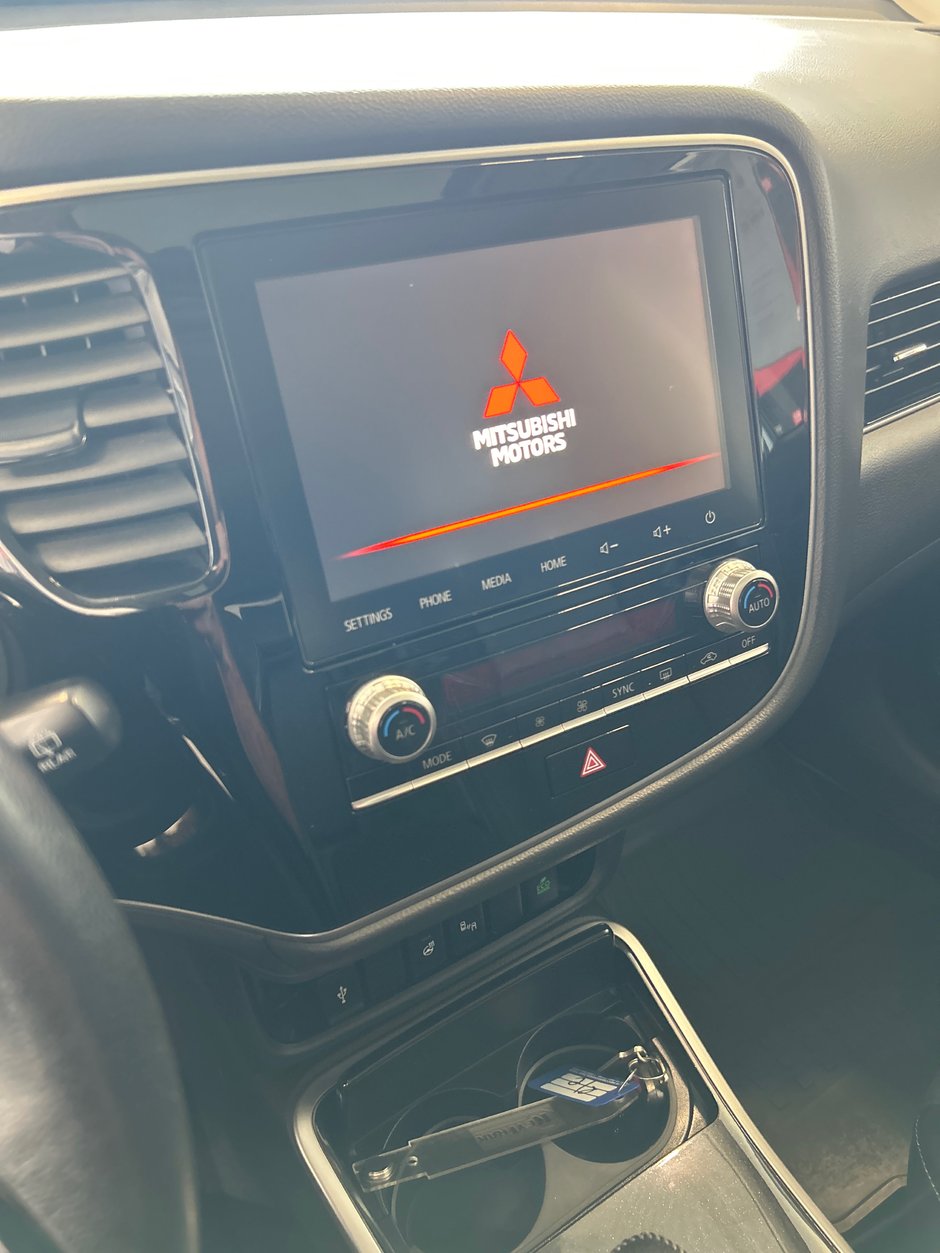2020 Mitsubishi Outlander SEL | #A40373 | Honda de Terrebonne