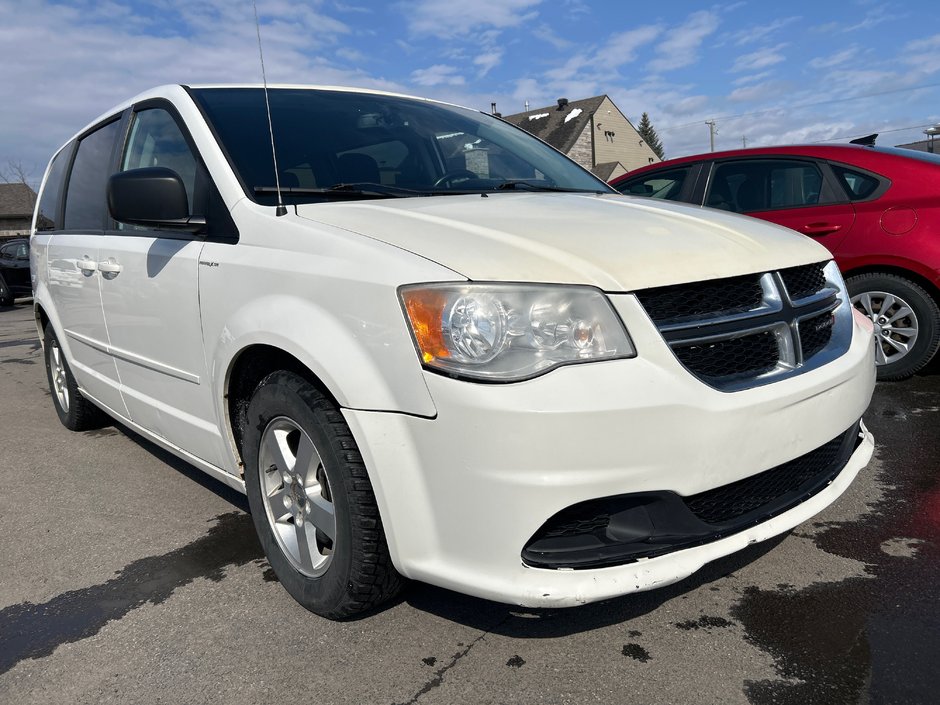 2012 Dodge Grand Caravan SXT | #{stock} | Automobiles Desjardins in Quebec
