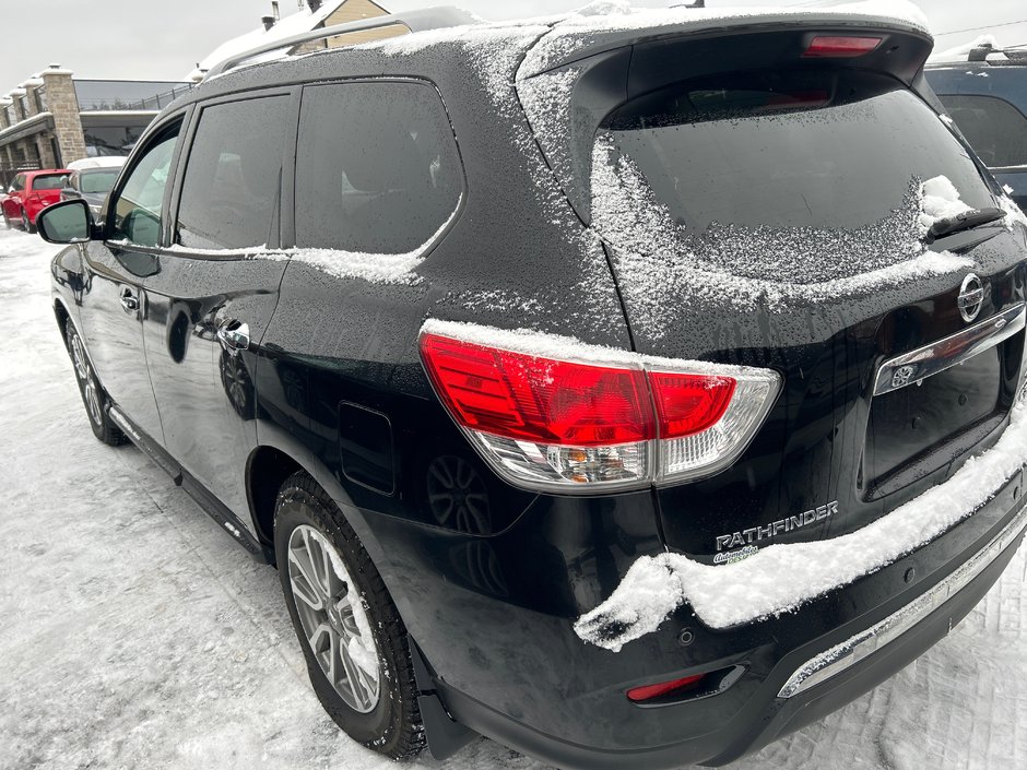 Nissan Pathfinder SV AWD 2016 | #{stock} | Automobiles Desjardins à Québec