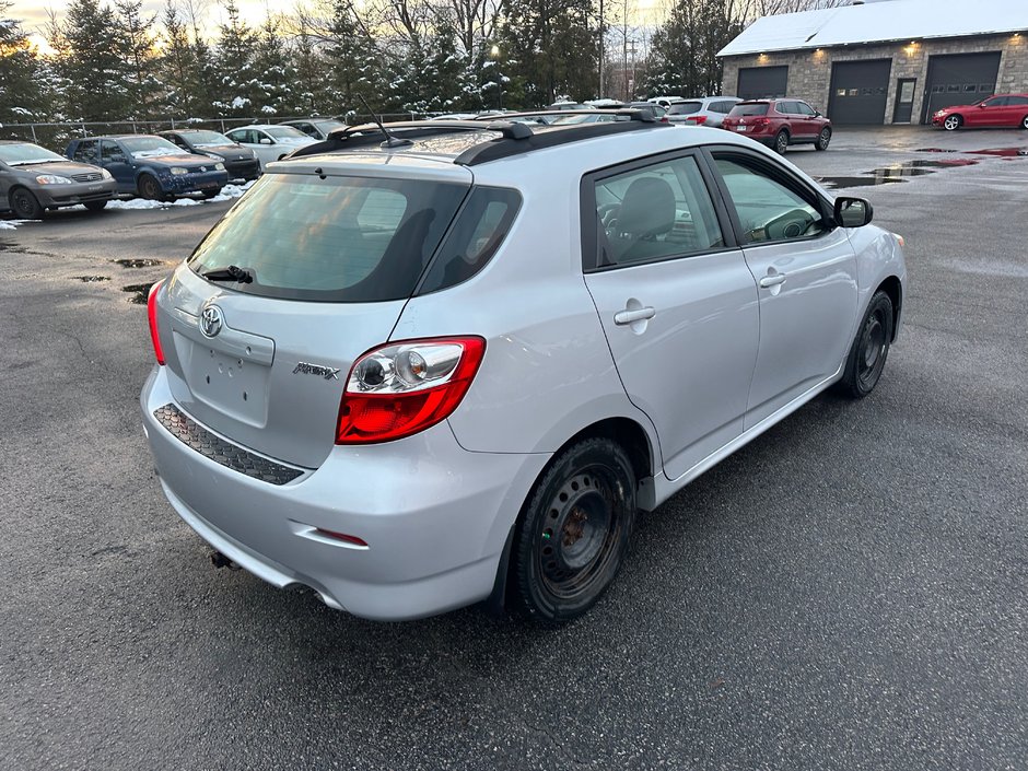 Toyota Matrix BASE 2011 | #{stock} | Automobiles Desjardins à Québec
