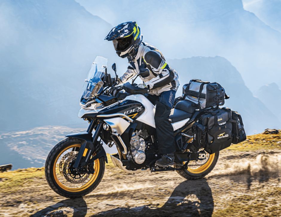 2024 CFMOTO IBEX 800 EXPLORER | #{stock} | Maniac Moto in Montmagny