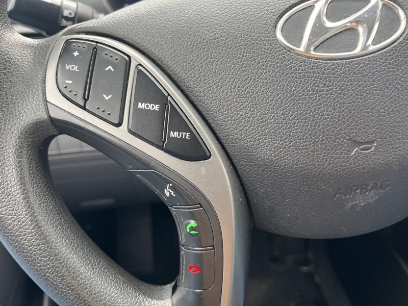 2014 Hyundai Elantra GL at - Bluetooth - Heated Seats | #P0326 ...