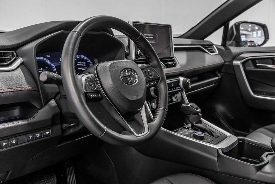 Toyota RAV4 Prime 2023+XSE+AWD+CUIR+APPLE CARPLAY+MAGS+++ 2023 | #7771 ...